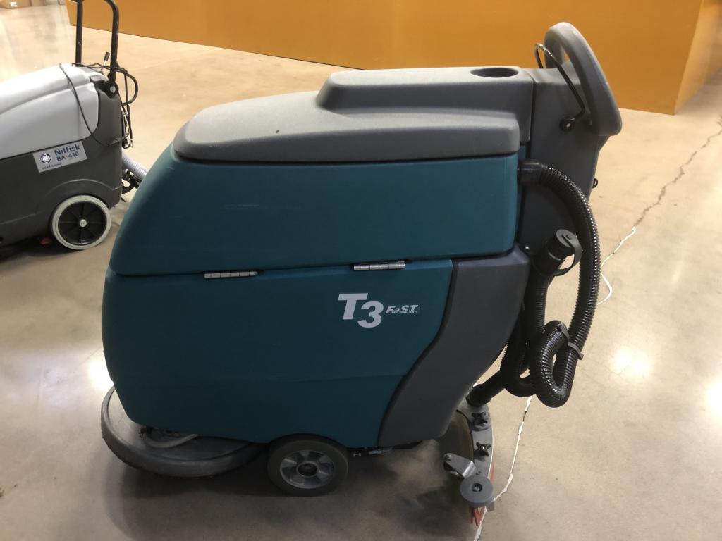 Bra skurmaskin - Tennant T3 FAST | Blinto auktioner