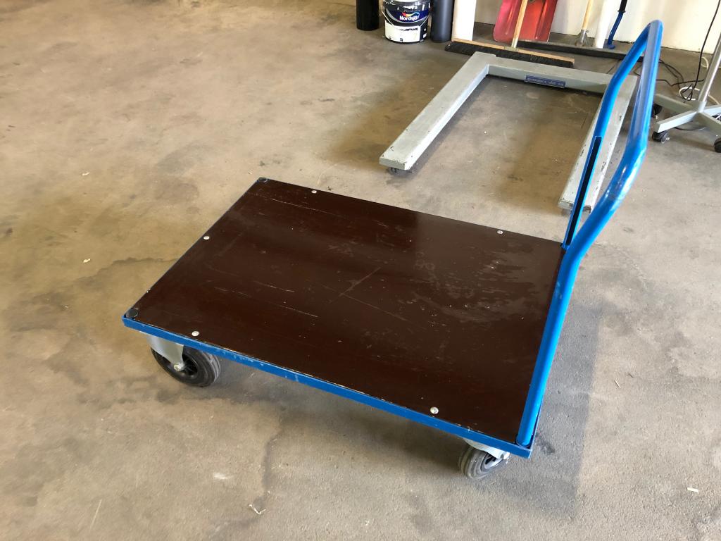 Rullvagn - Rullvagn | Blinto auktioner