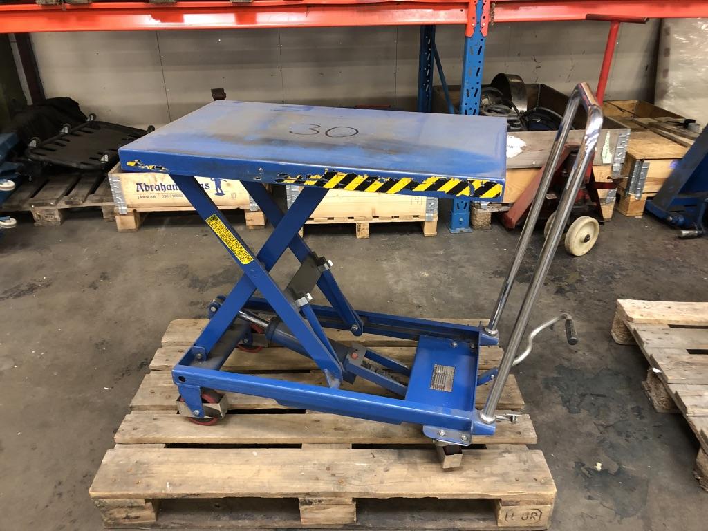 Lyftvagn - Hydraulisk Lyftvagn 300 kg | Blinto auktioner