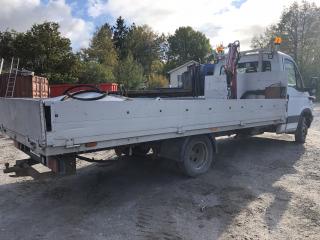 Kranbil/Flakbil - IVECO Daily 35C17 Fassi Micro 20 | Blinto auktioner