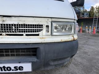 Kranbil/Flakbil - IVECO Daily 35C17 Fassi Micro 20 | Blinto auktioner