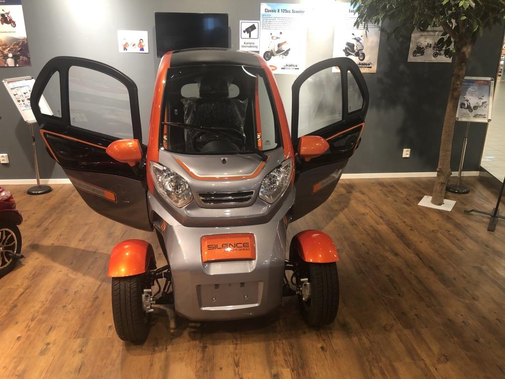 Mopedbil - Mopedbil Quick 3000 | Blinto auktioner