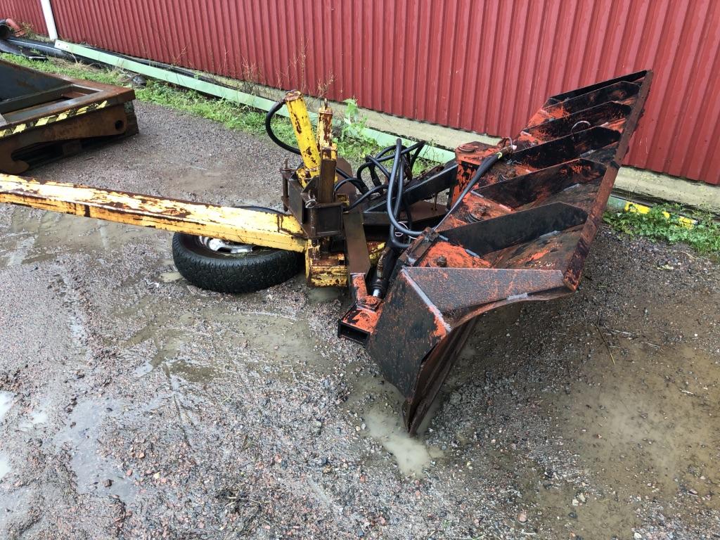 Plog Volvo Bm 700 - Holms hydraulisk plog | Blinto auktioner