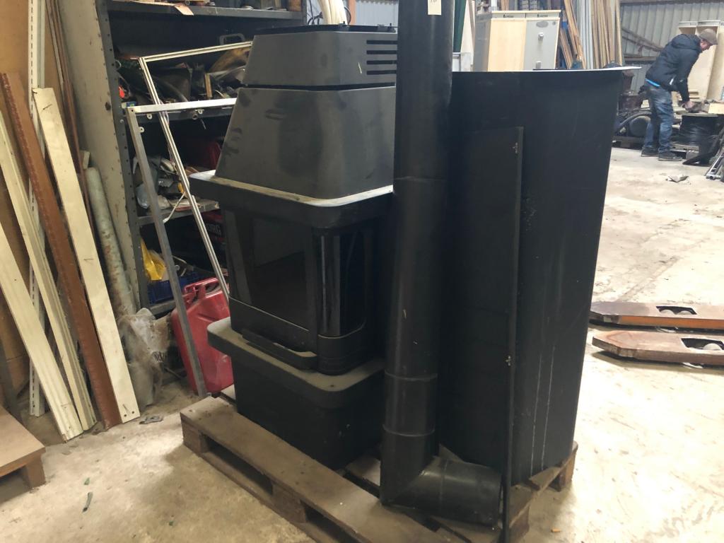 Braskamin - Handöl | Blinto auktioner