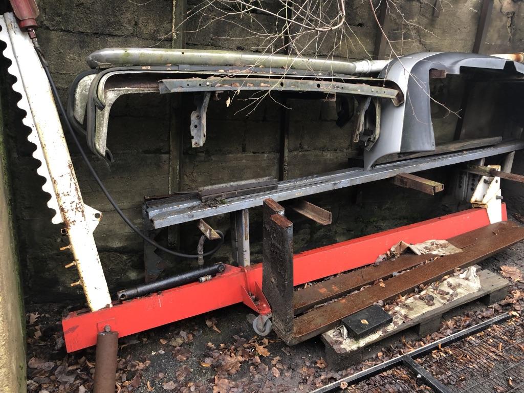 Riktbalk - Rikbalk med tillbehör | Blinto auktioner