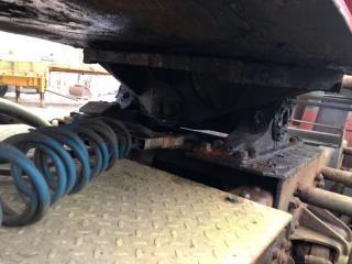 Brockway 666 dragbi - Brockway 666 dragbil med Hiab kran | Blinto auktioner