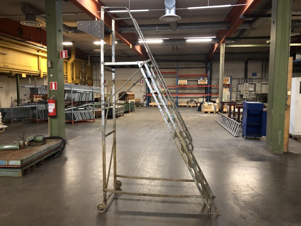 Mobil Trappa - Mobil Trappa | Blinto auktioner