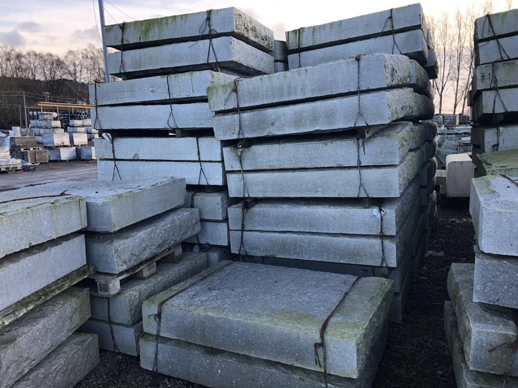 Blockmur Granit - #5 Blockstensmur grå 1400mm | Blinto auktioner
