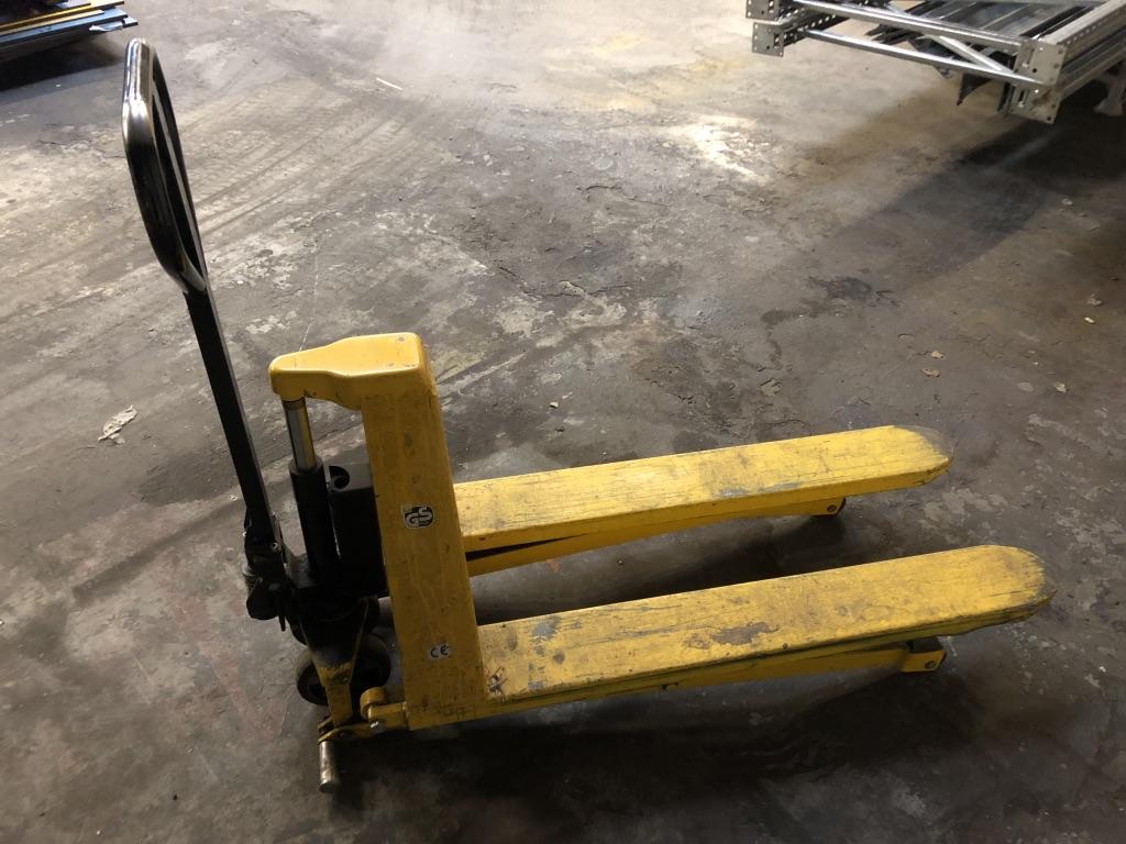 Pallyft - Pallyft | Blinto auktioner