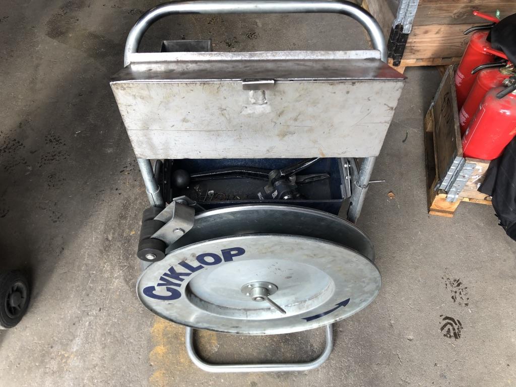 Bandavrullare - Cyklop Bandningsverktyg #2 | Blinto auktioner