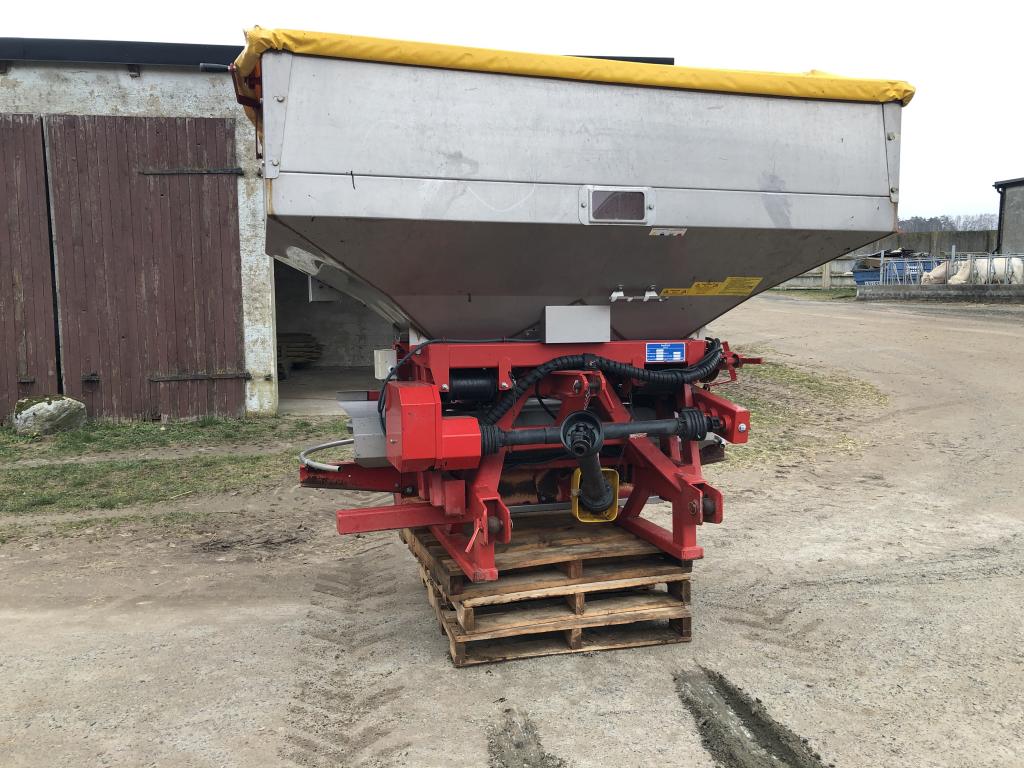 Bredal spridare - Bredal F2 WS | Blinto auktioner