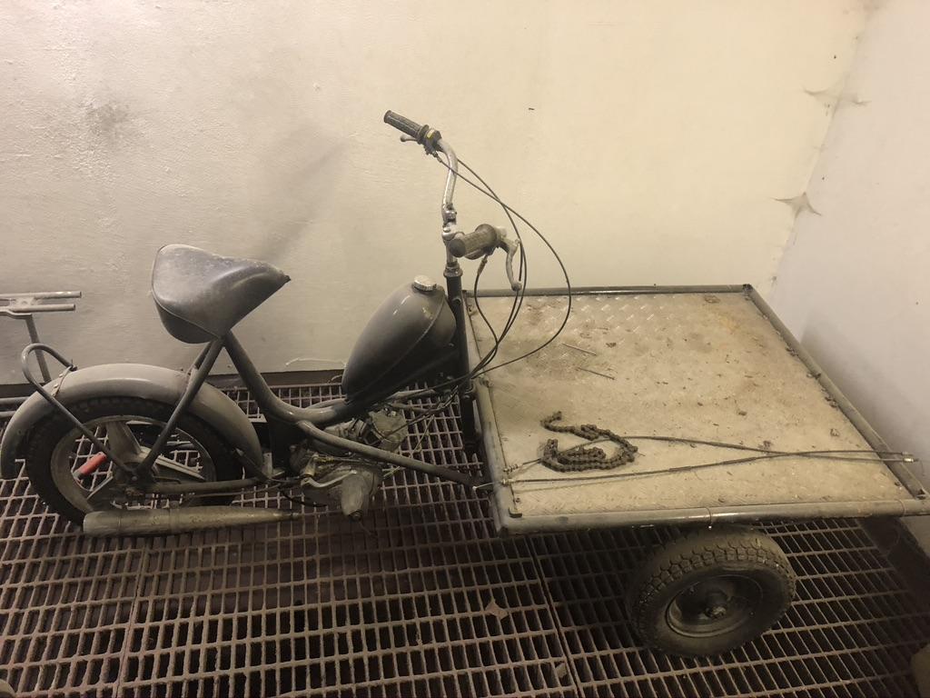 Flakmoped - Flakmoped | Blinto auktioner