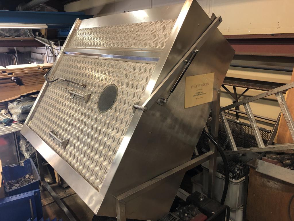 Tvättvask - Tvättvask - Syra fast rostfritt med aluminium lucka | Blinto auktioner