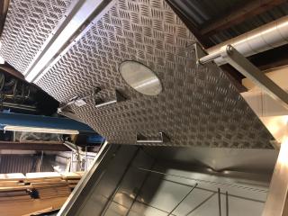 Tvättvask - Tvättvask - Syra fast rostfritt med aluminium lucka | Blinto auktioner