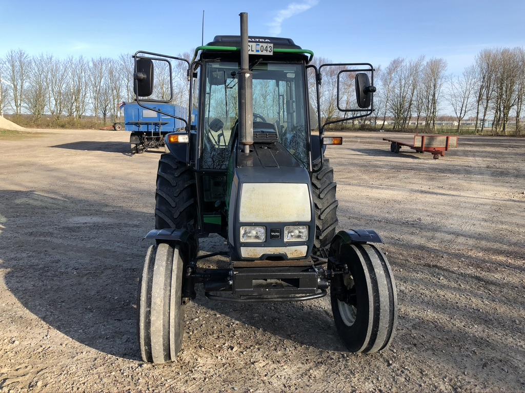 Valtra Valmet 600 - Valtra Valmet 600 | Blinto auktioner