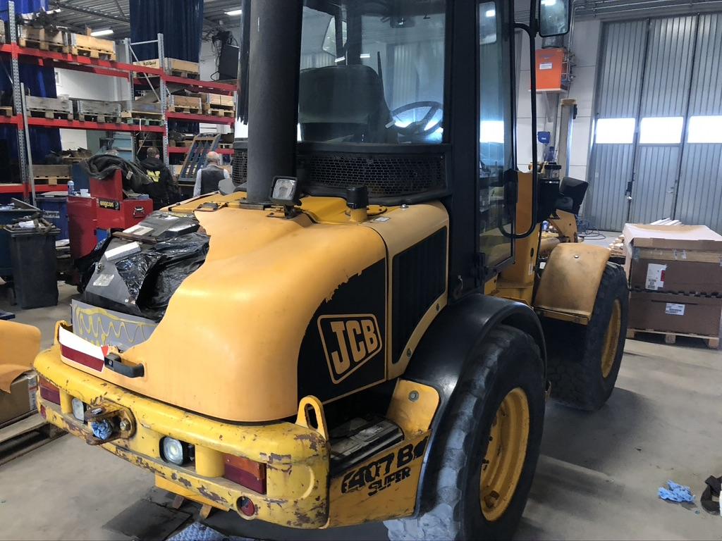 JCB 407 B Super - JCB 407 B Super | Blinto auktioner