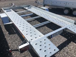 Tippbart biltranspor - Tippbart biltransportsläp | Blinto auktioner