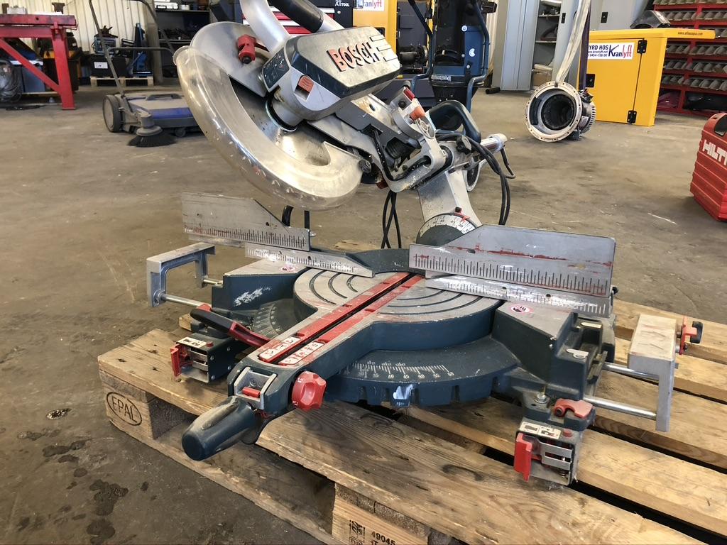 Kap och girsåg - Bosch GCM 12 SD Professional | Blinto auktioner