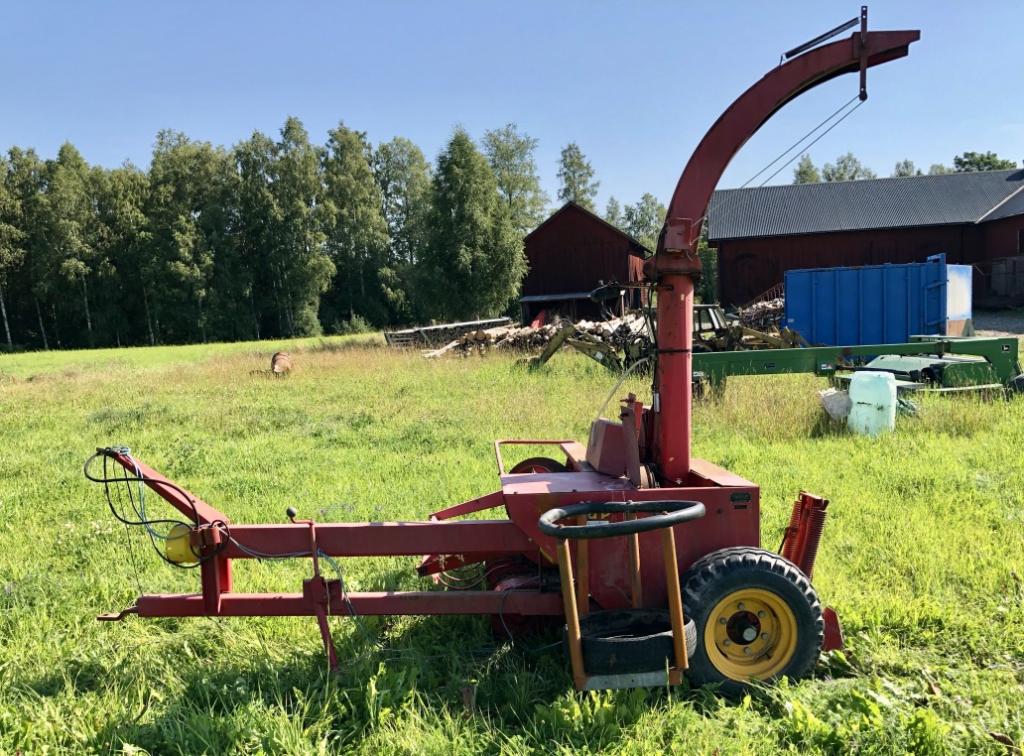 Exakthack - Taarup 106 B | Blinto auktioner