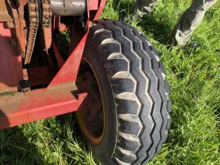 Exakthack - Taarup 106 B | Blinto auktioner