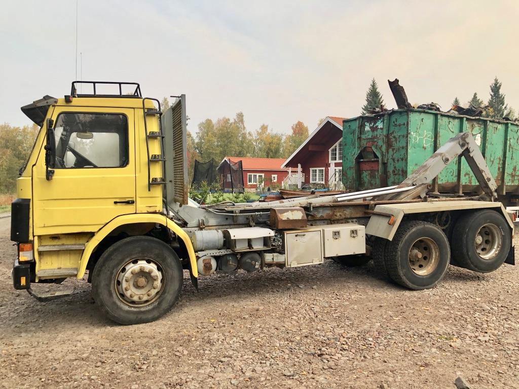 Krokbil - Scania P112 | Blinto auktioner