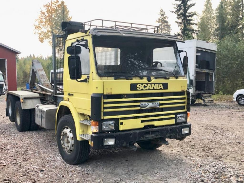 Krokbil - Scania P112 | Blinto auktioner