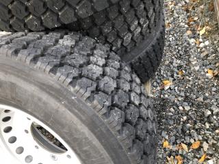 Lastmaskins däck - Continental HTL1 | Blinto auktioner