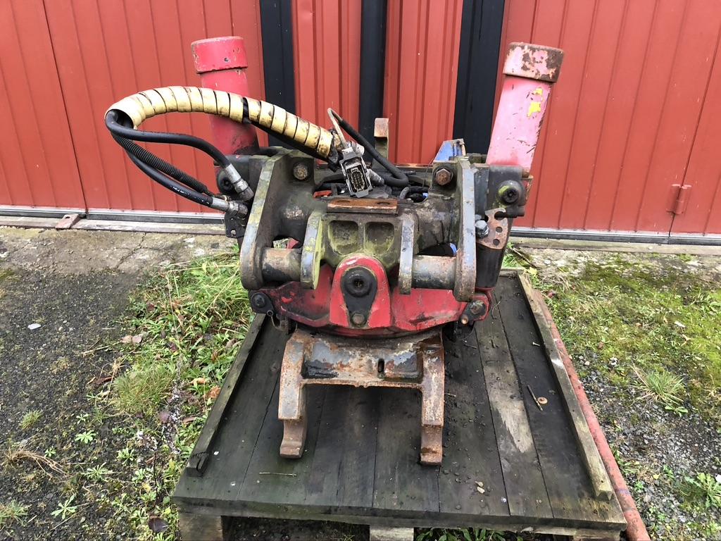 Tiltrotator - Indexator RT60B, B20 fäste | Blinto auktioner