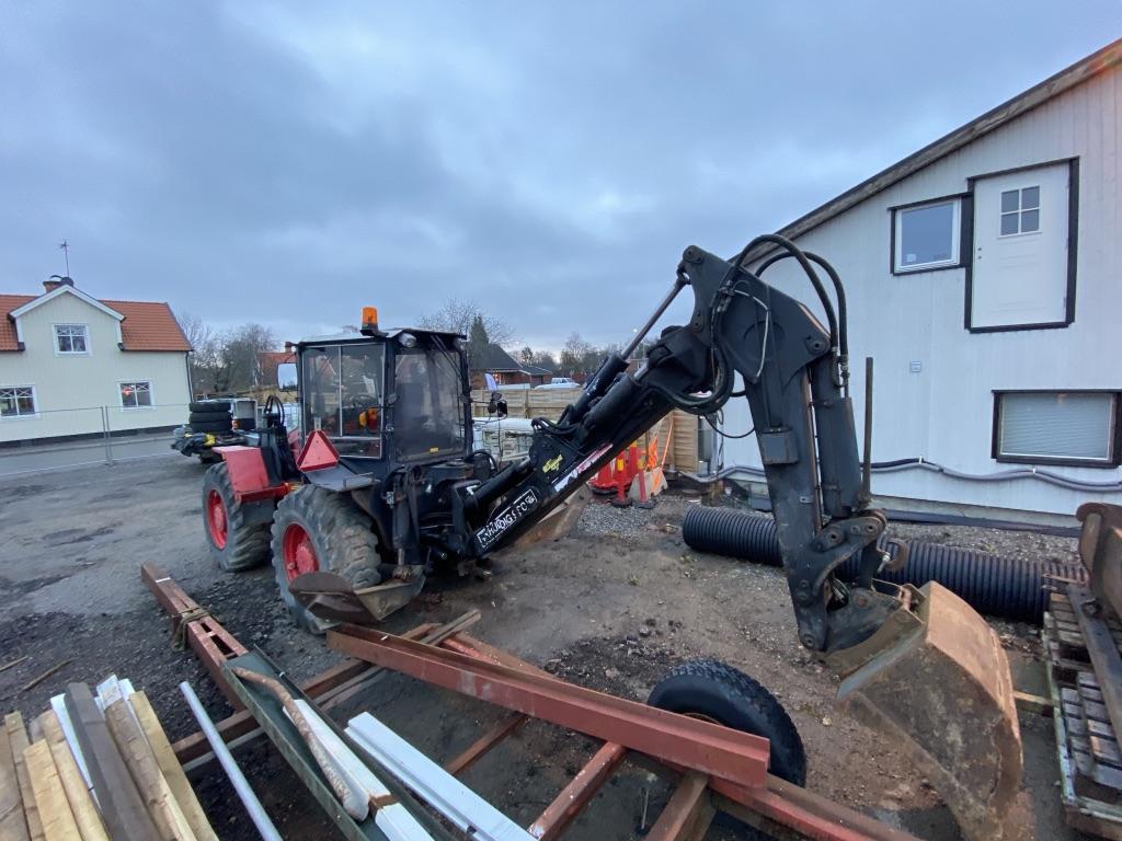 Huddig 960 - Traktorgrävare Huddig 960 | Blinto auktioner