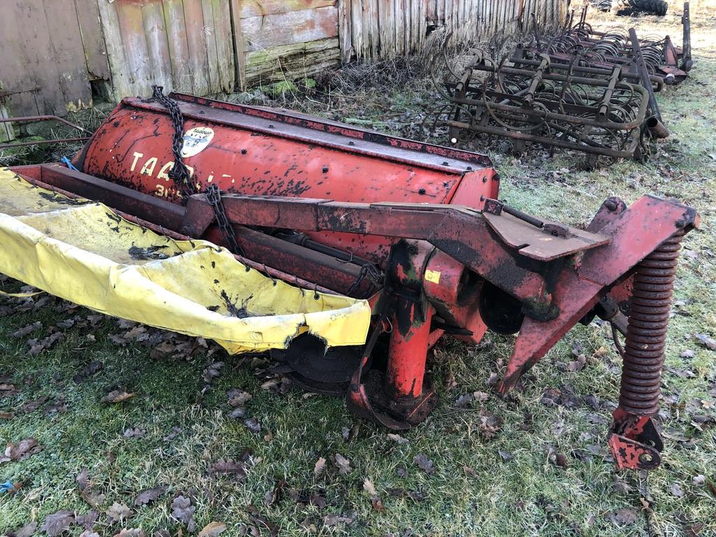 Slåtterkross - Taarup 305 | Blinto auktioner