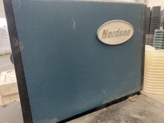 Smältlimsmaskin - Nordson Microset Multiscan 3400 | Blinto auktioner