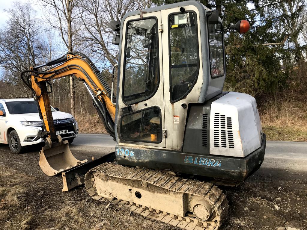 Minigrävare - LIBRA 130S | Blinto auktioner
