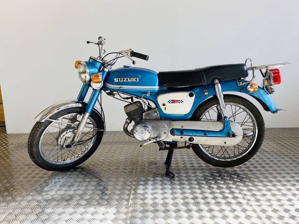 Veteranmotorcykel - Suzuki B120 | Blinto auktioner