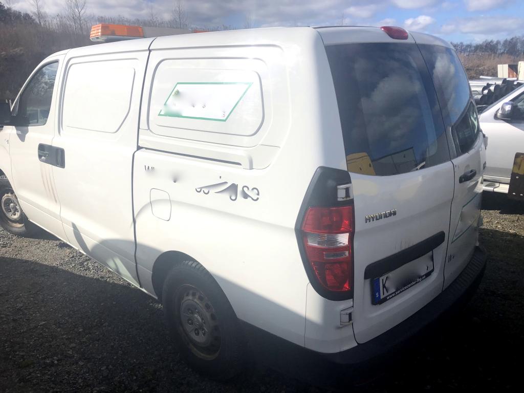 Skåpbil - Hyundai H-1 | Blinto auktioner