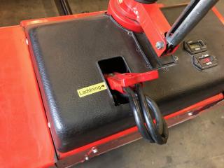 Fordonsflytare - Famek AB Stringo 450 Fordonsflyttare | Blinto auktioner