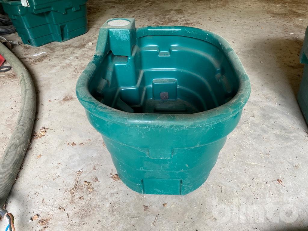 Vattenbalja - Suevia 400 Liter | Blinto auktioner