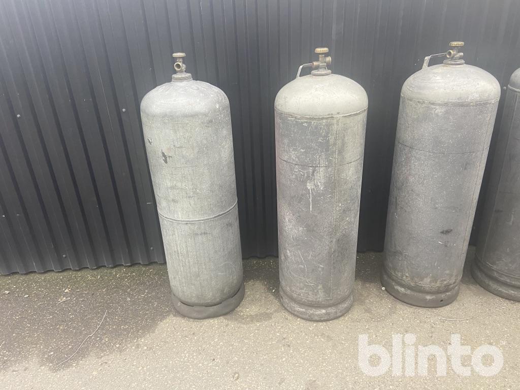 Gasolflaskor - Gasolflaskor P45 (påfyllda) | Blinto auktioner