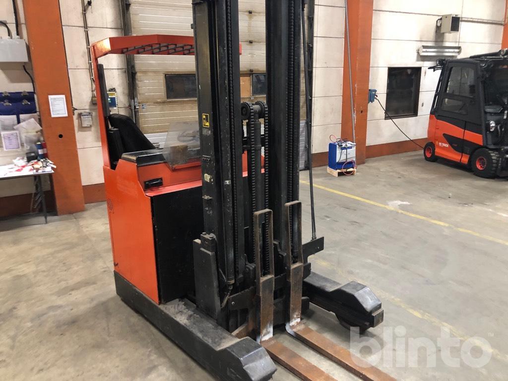 Skjutstativtruck - BT 2500 E / 1 | Blinto auktioner