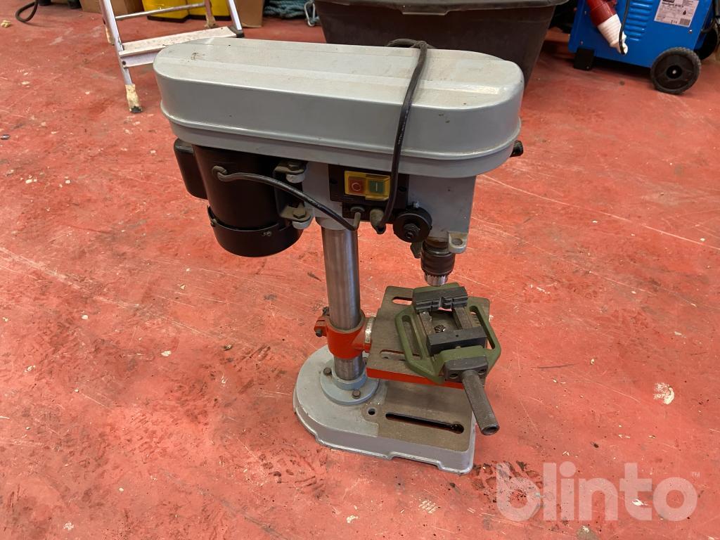 Pelarborrmaskin - Pelarborr bänkmodell | Blinto auktioner