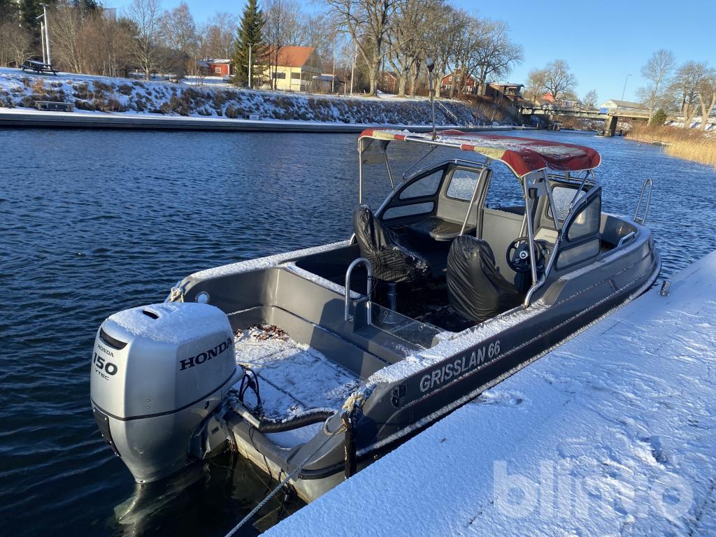Motorbåt - Grisslan 660 STP Special | Blinto auktioner