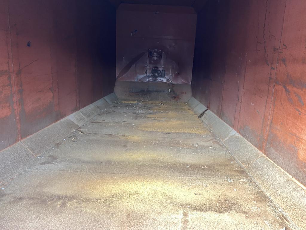 Balja - Komprimatorcontainer nr 23 | Blinto auktioner