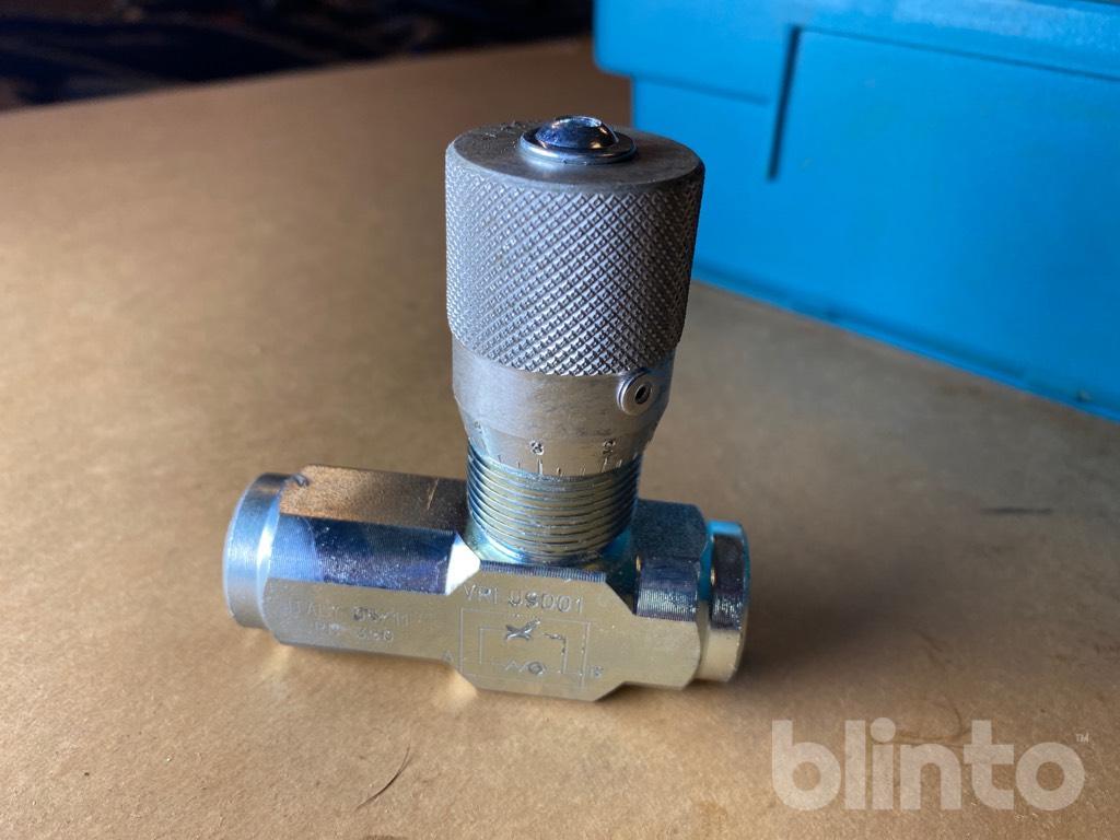 Hydraulik - Större antal stryp-backventiler 1/2 | Blinto auktioner