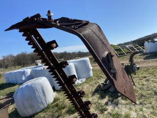 Slåtterbalk - Busatis 1102 | Blinto auktioner