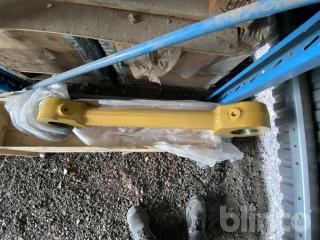 Länk / Hundben - Caterpillar Hundben 423-0333 | Blinto auktioner