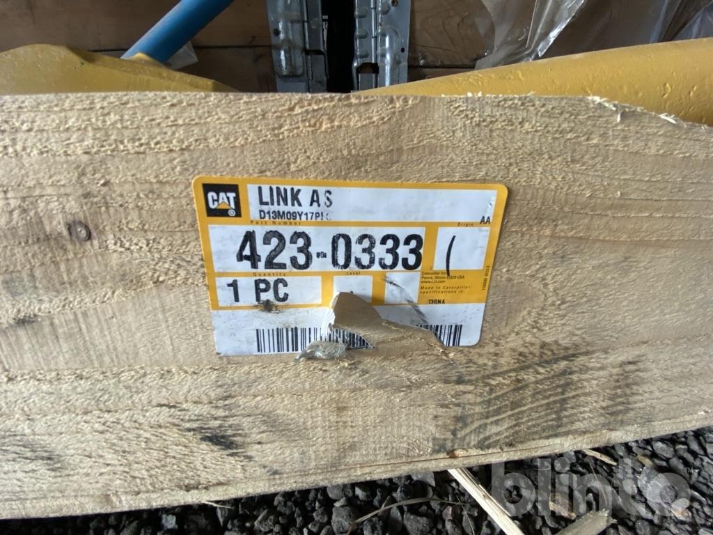 Länk / Hundben - Caterpillar Hundben 423-0333 | Blinto auktioner