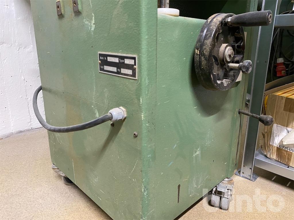 Rikt/planhyvel - Luna KRP30 | Blinto auktioner