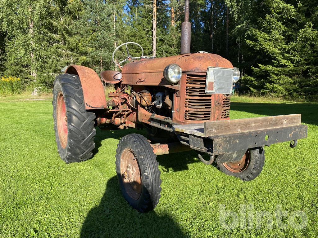 Traktor - Volvo T24 - 1952 | Blinto auktioner