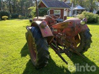 Traktor - Volvo T24 - 1952 | Blinto auktioner