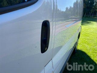Skåpbil - Opel Vivaro | Blinto auktioner