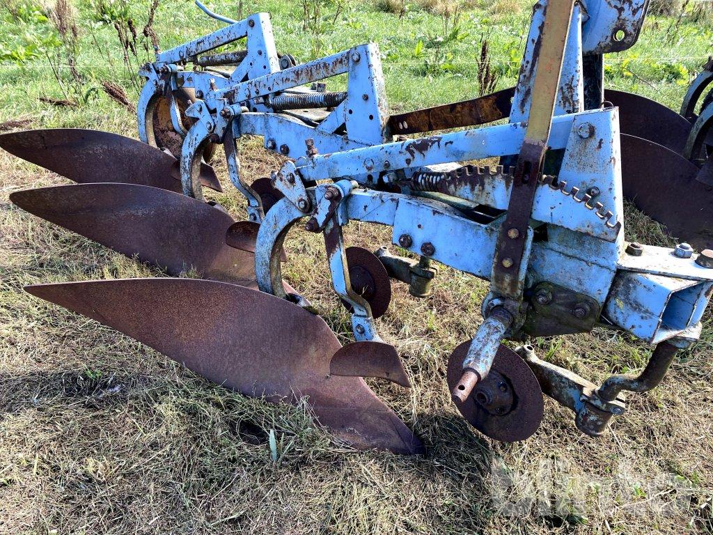 Plog - 3 skärig Överum | Blinto auktioner